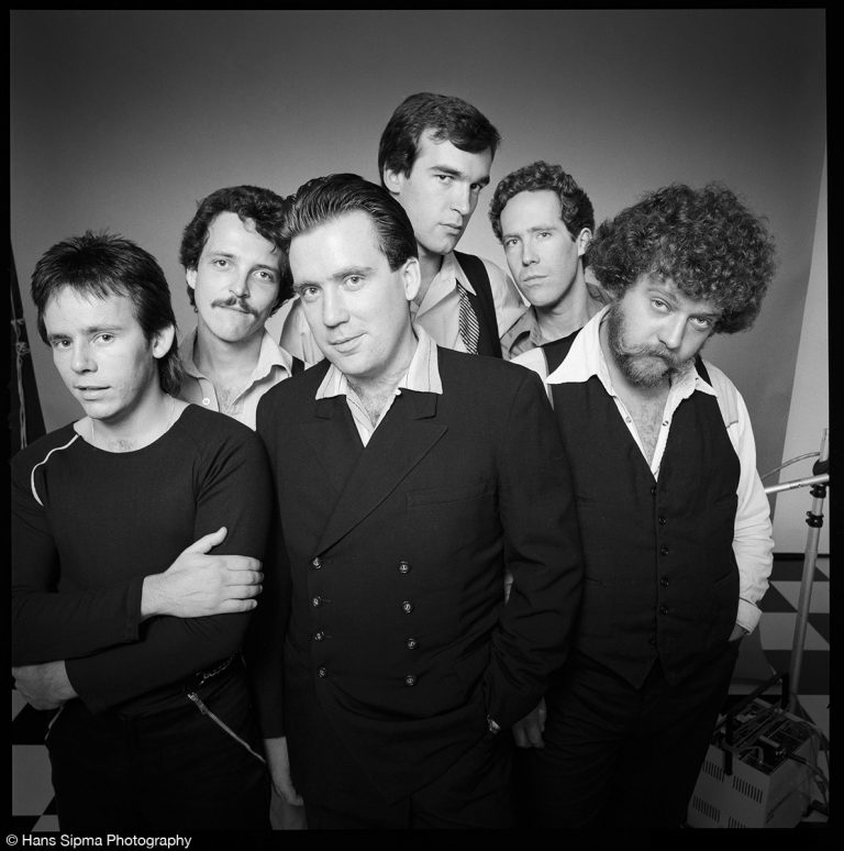 Chapter 1: My First Photoshoot of Doug & The Slugs Band By: Hans Sipma ...